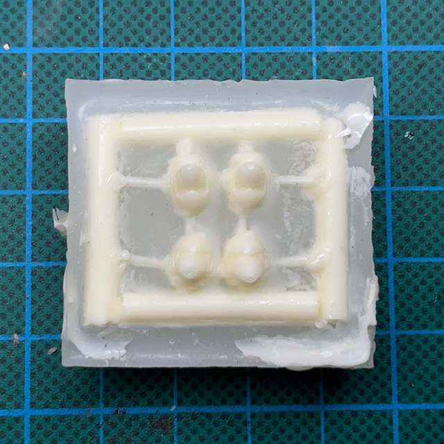 Resin Casting For Special Effects Tutorial – Chris Buxey Paints