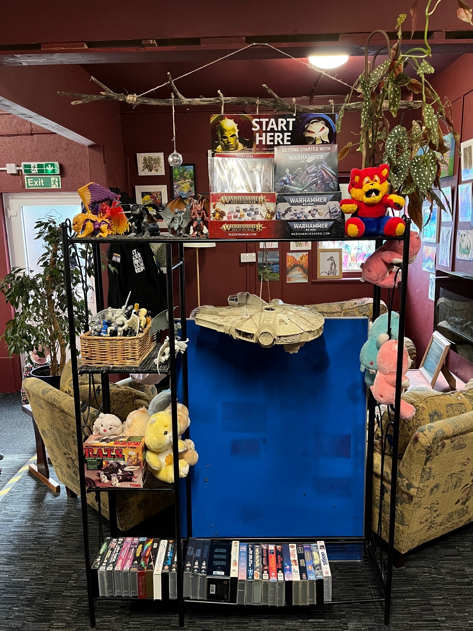 Retro Relics Games Cafe – Chris Buxey Paints