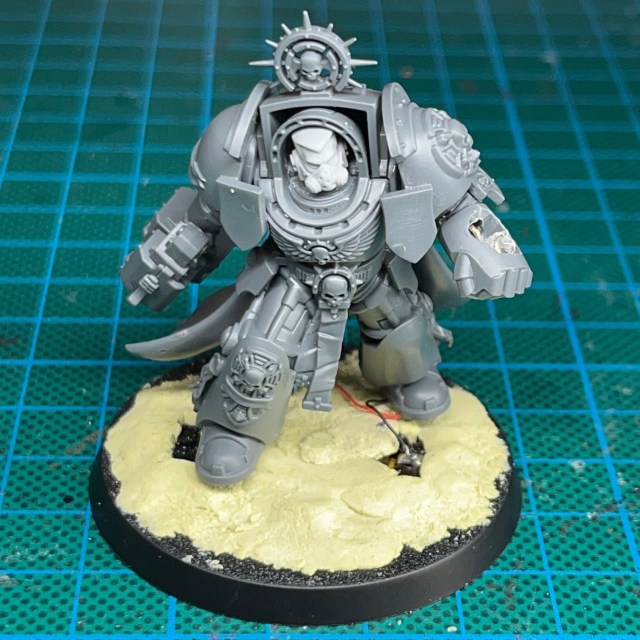 LED Power Fist Tutorial – Chris Buxey Paints