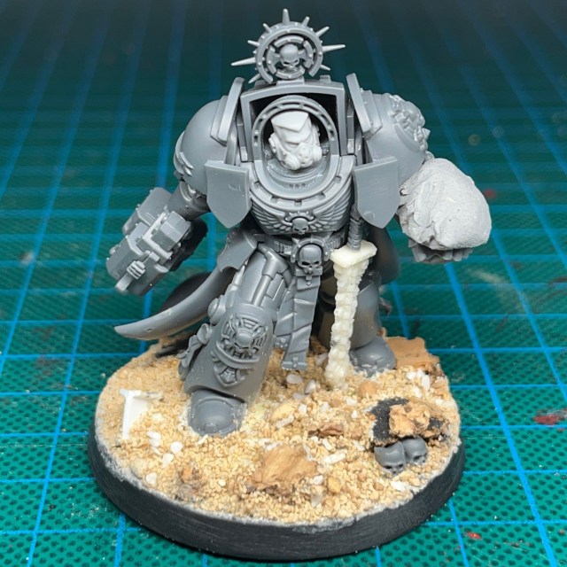 LED Power Fist Tutorial – Chris Buxey Paints